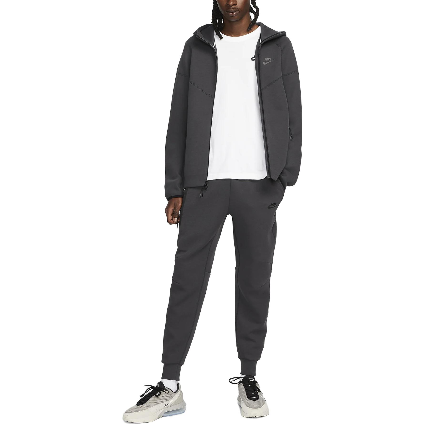 Nike Sportswear Tech Fleece Logo купить в магазине Uniсorn с доставкой ...