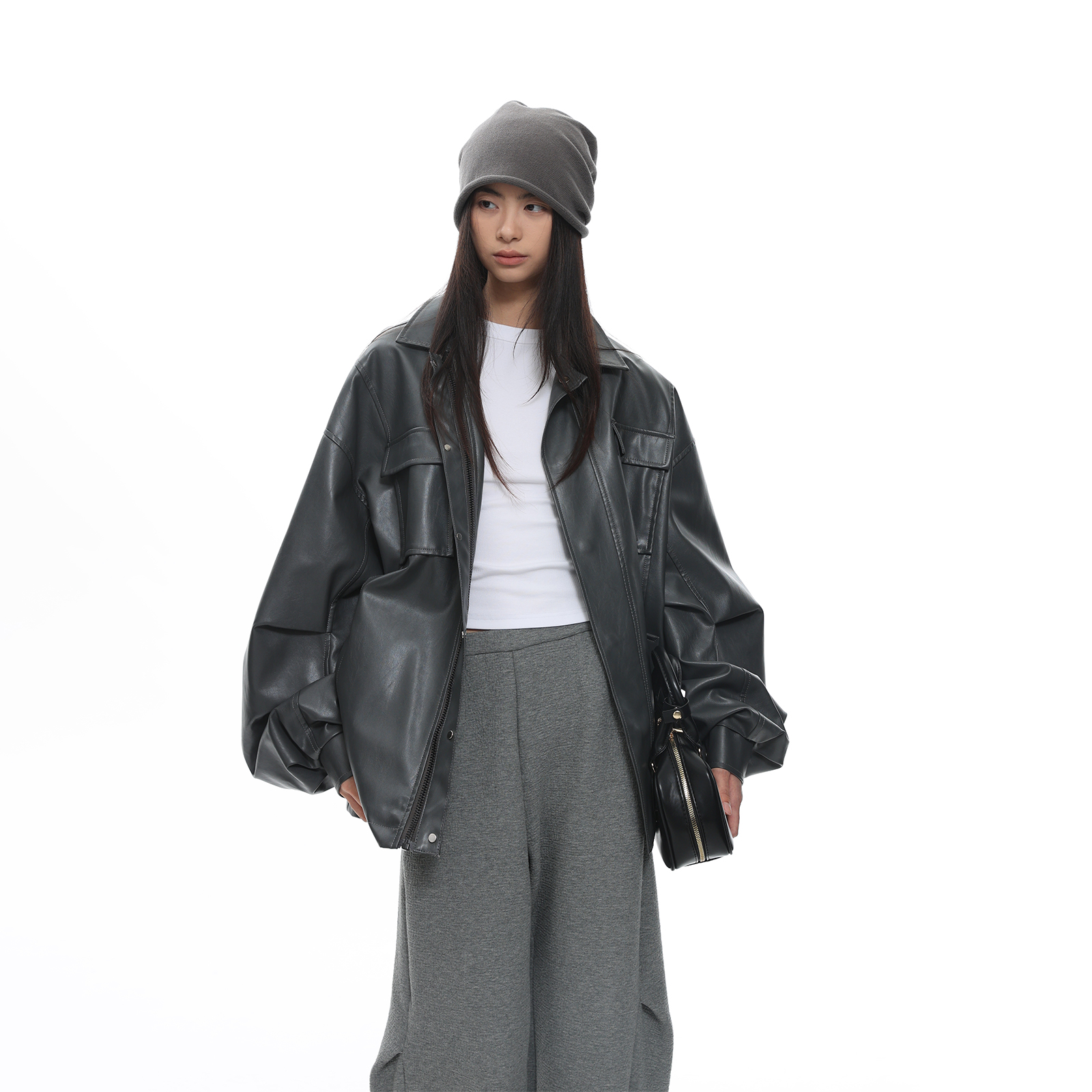 ROARINGWILD Logo — купить одежду известных брендов в Москве в интернет ...